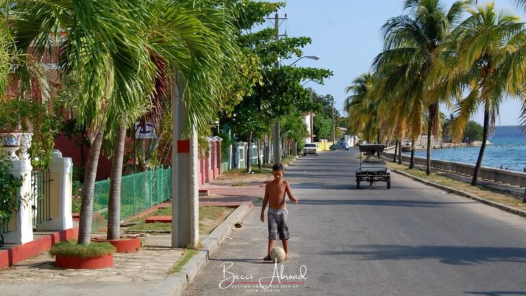 Cuban Slang: The Best Traveler Guide to Cuban Slang Words